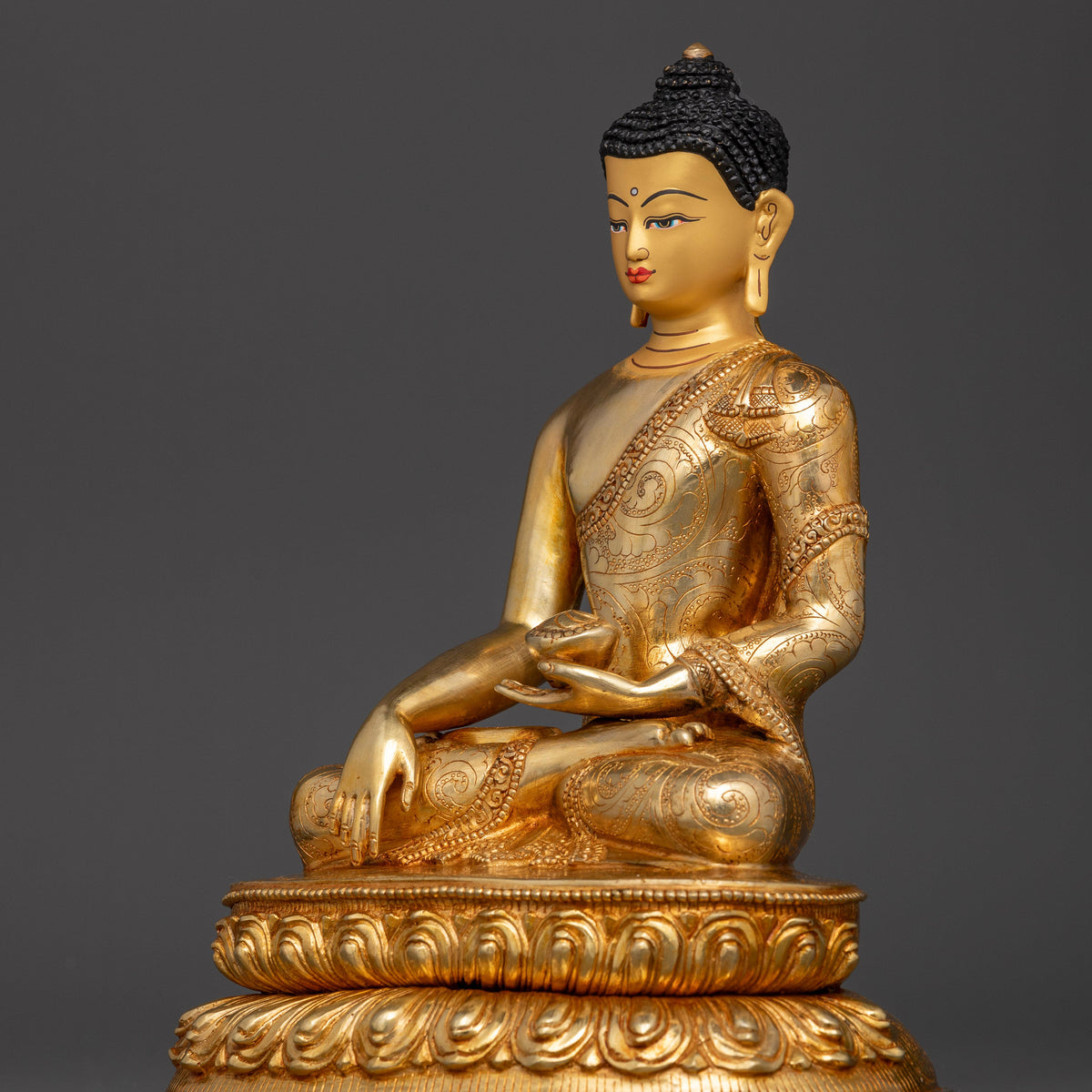 Buddha Sakyamuni: Enlightened One of the Sakya Statues – Nidhiratna