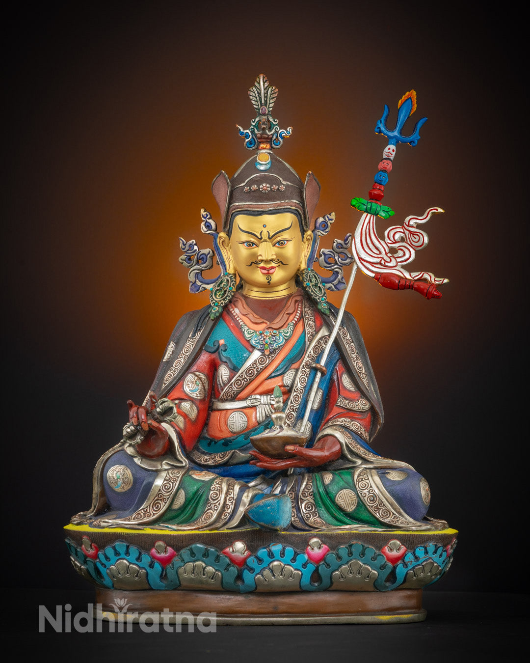 Buddhist Guru Rinpoche Statue | Himalayan Sacred Artwork – Nidhiratna