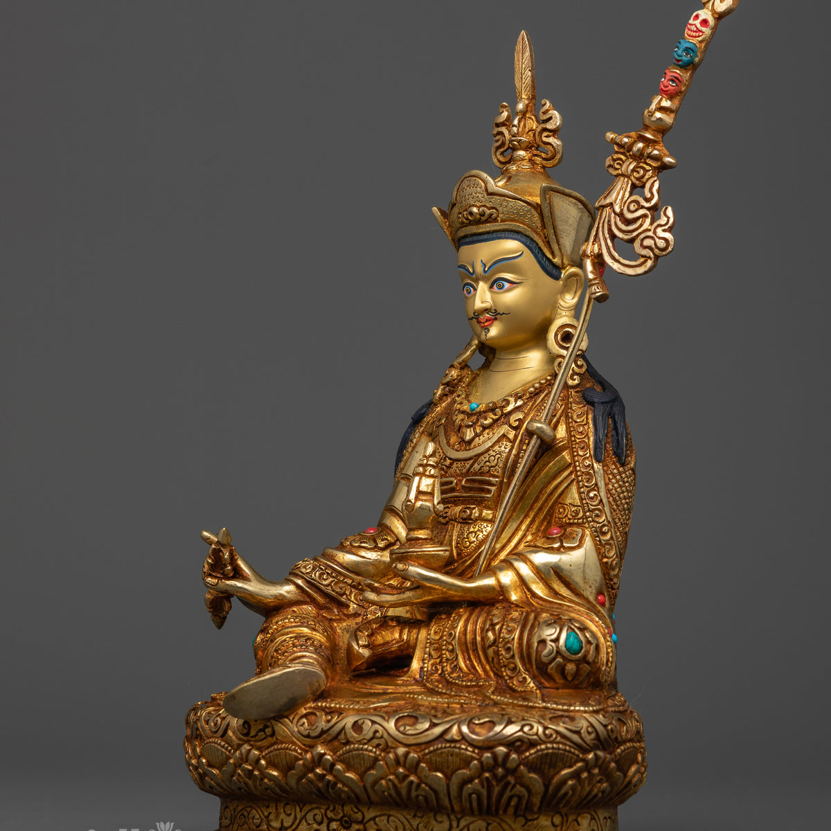 Authentic Guru Rinpoche Statue – Tibetan Masterpiece Statues – Nidhiratna